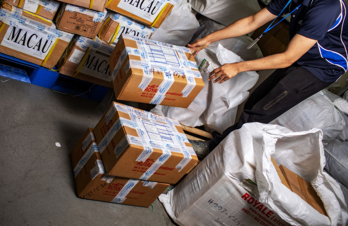 4 Ways to Manage Time Critical Shipments - Royale International